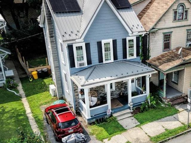 1306 Moore St, Huntingdon, PA 16652