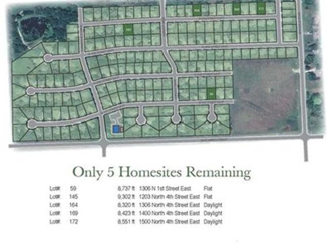 1306 N 1st St E, Louisburg, KS 66053