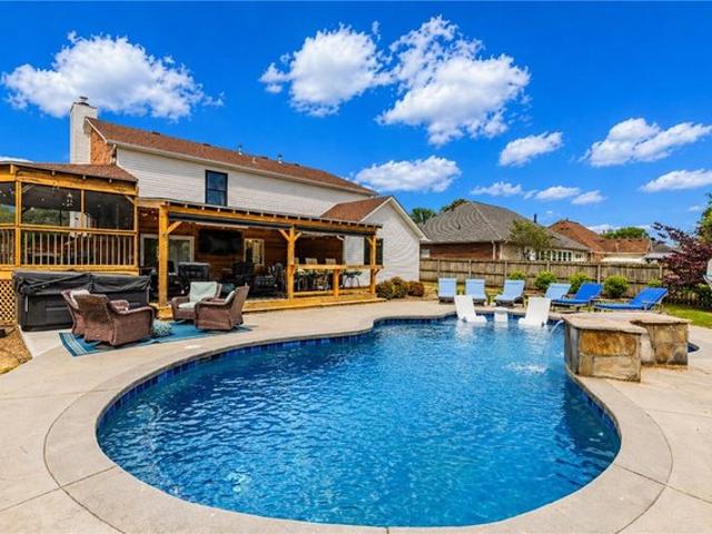 1306 N Oriole Ave, Rogers, AR 72756
