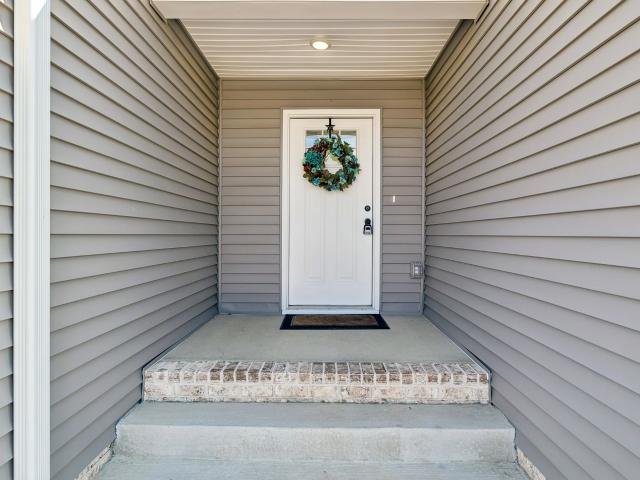 1306 Angus Way