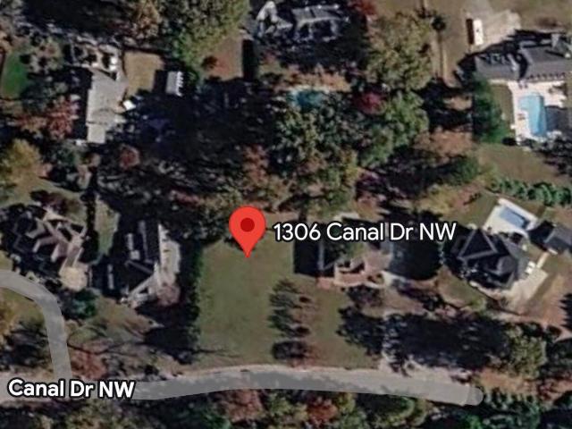 1306 Canal Drive NW