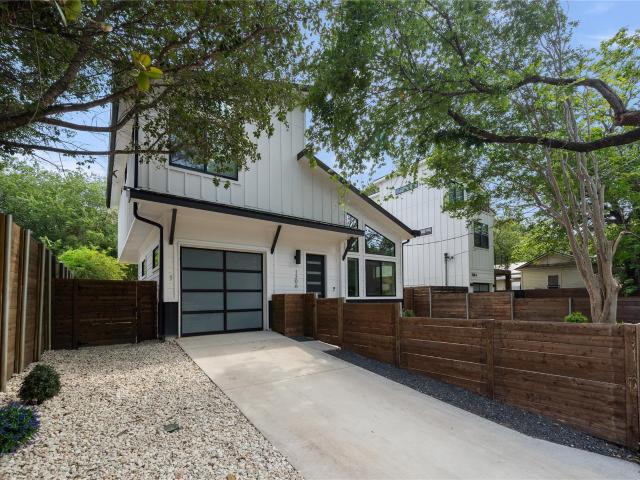 1306 E 3rd St # 1