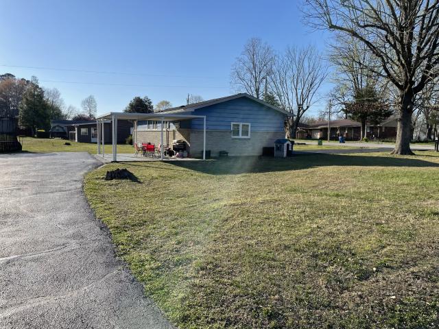 1306 Edgewood Dr