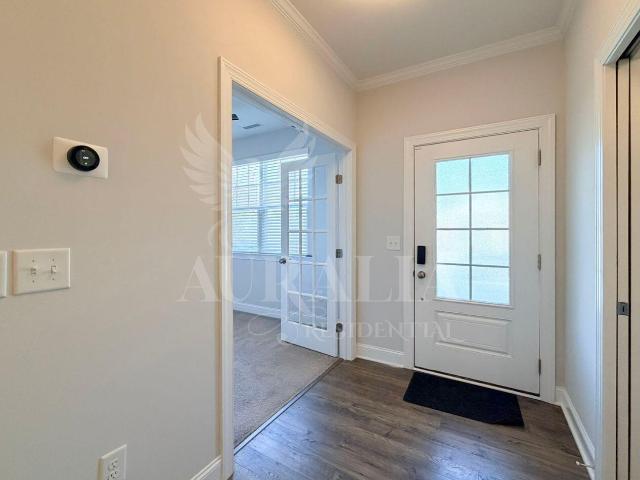1306 Farm Pond Trail