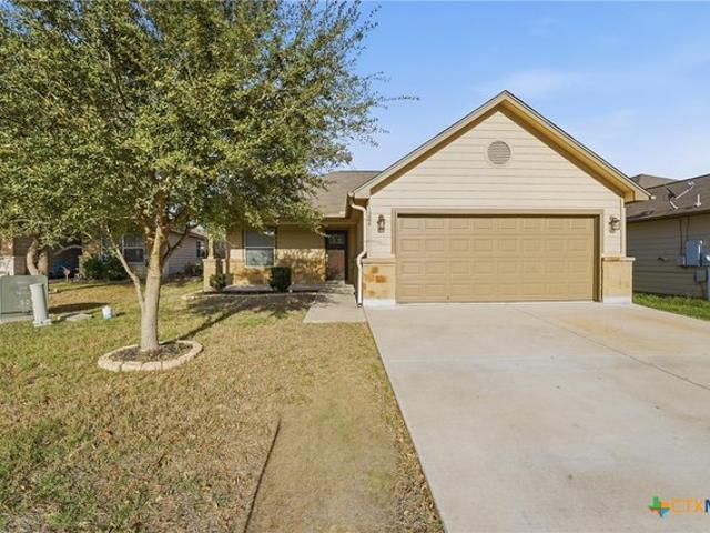 1306 Fern Ct, Gonzales, TX 78629