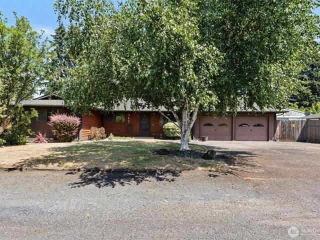 1306 Greenwood Ln, Centralia, WA 98531