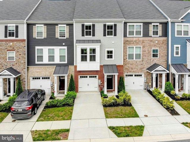 1306 Hawk Hollow Dr, Crofton, MD 21114