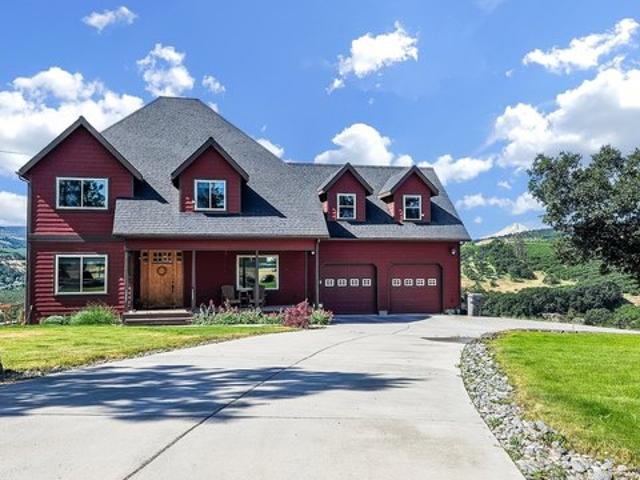 1306 Hermits Way, The Dalles, OR 97058