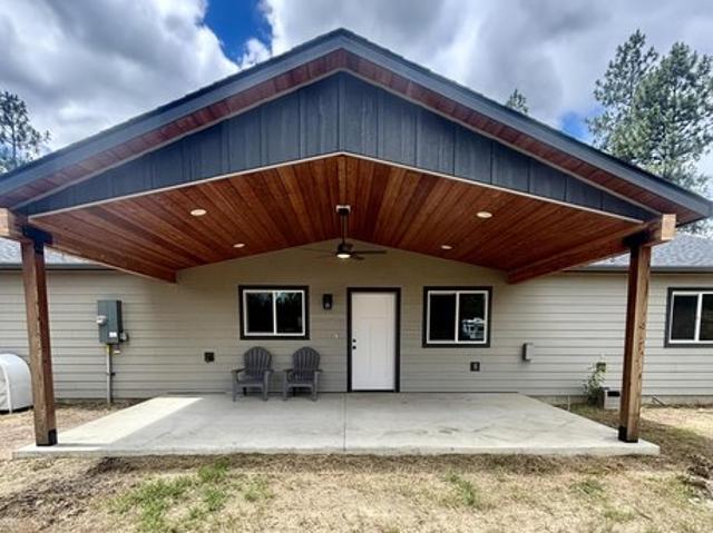 1306 Inez Way, Kettle Falls, WA 99141