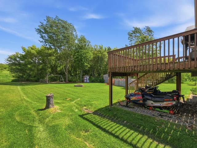 1306 Iris Lane NE