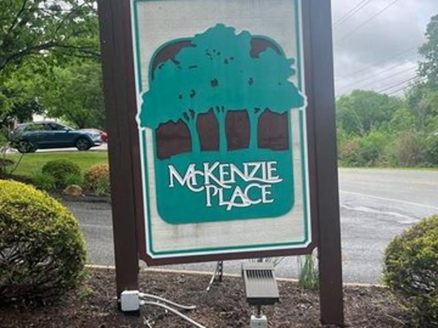 1306 Kenzie Dr, Pittsburgh, PA 15205