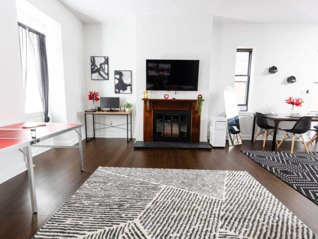 1306 Liverpool Street