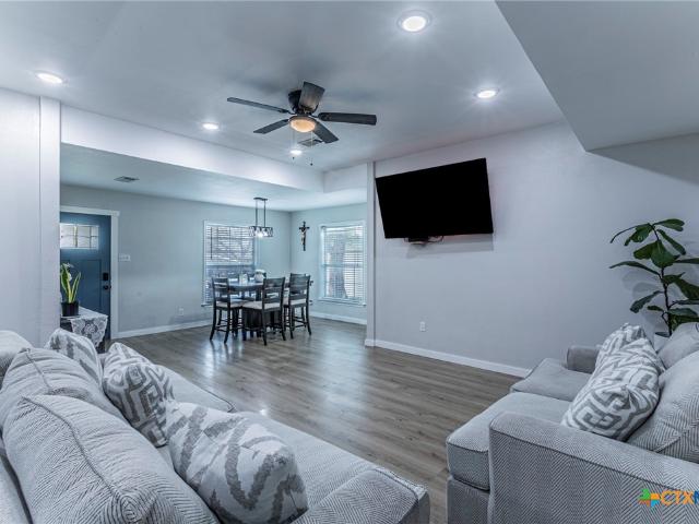 1306 Pleasant Street