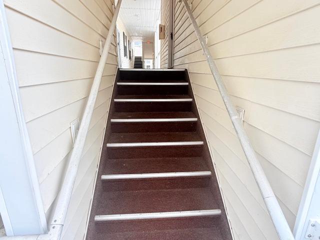 1306 River Oaks Dr. 3 F