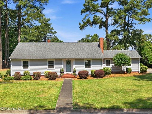 1306 Summit Ave, Washington, NC 27889