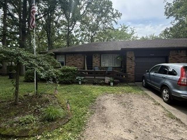 1306 S 9th Ave, Beech Grove, IN 46107