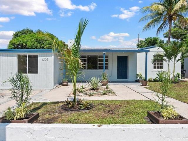 1306 S C Ter, Lake Worth Beach, FL 33460