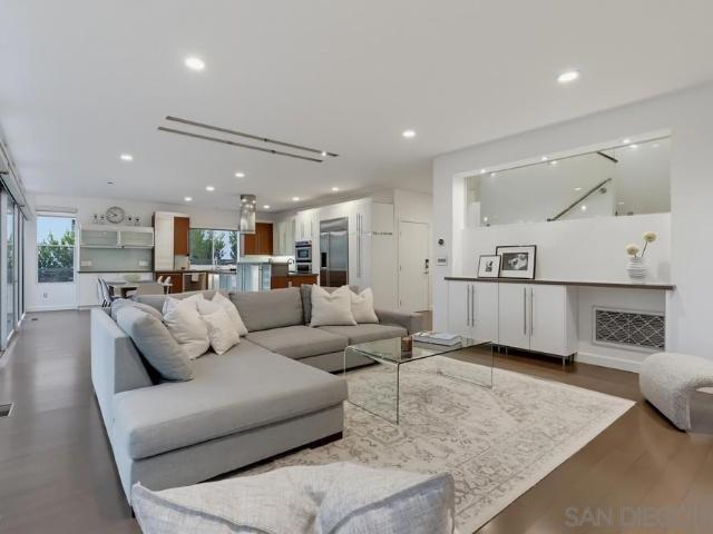 1306 Salisbury Rd