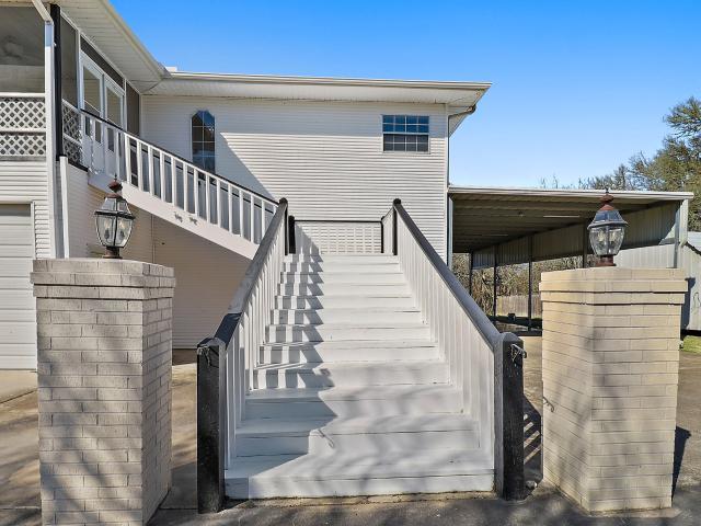 1306 Spring Branch Drive