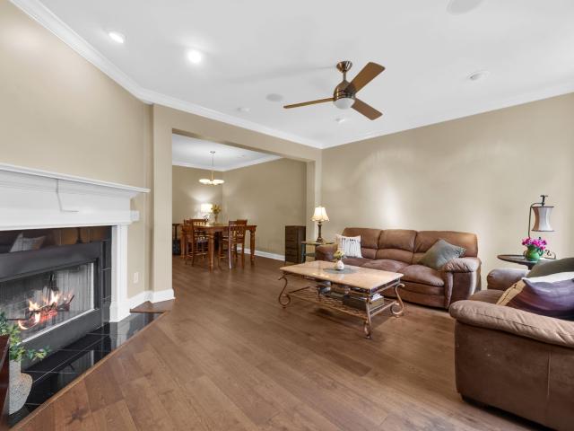 1306 Trenton Ln