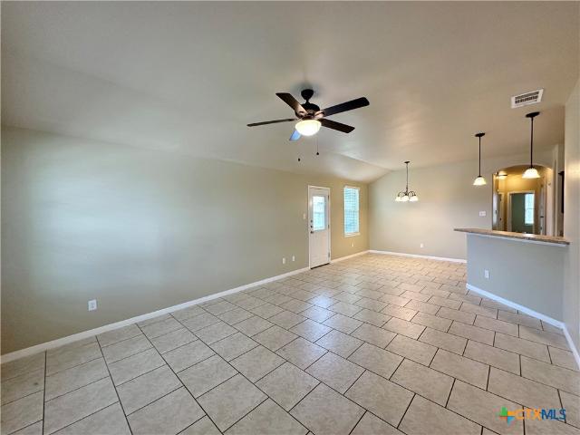 1306 Vanguard Lane