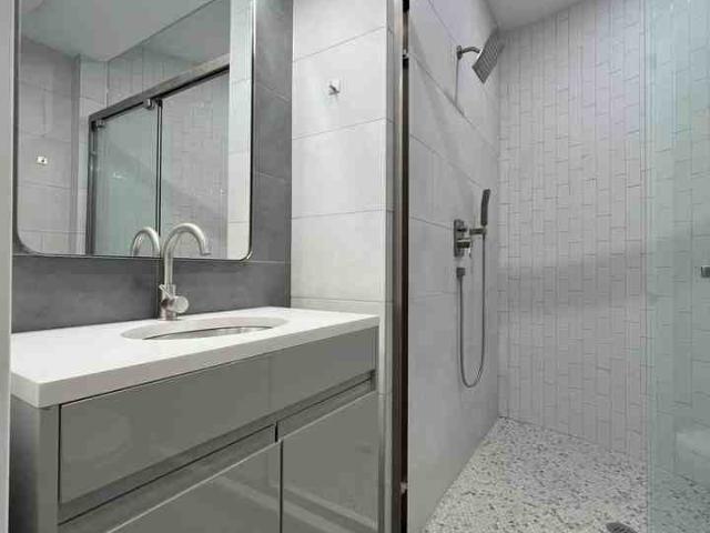 1306 Walnut LLC 1 Bedroom Apartment for Rent at 1306 Walnut St, Philadelphia, PA 19107 Washington Square West