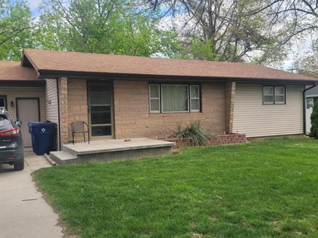1306 4th St, Friend, NE 68359