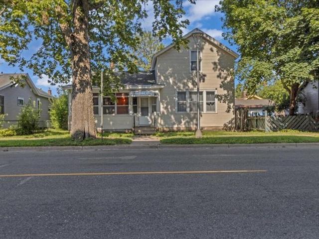 1306 7th St S, La Crosse, WI 54601