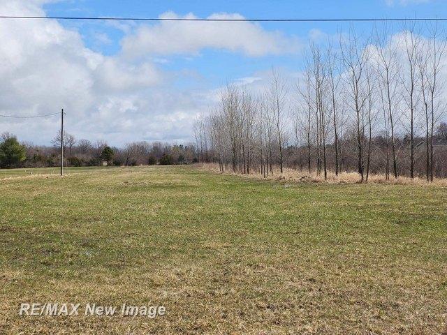 13072 Marshall Rd, Montrose, MI 48457