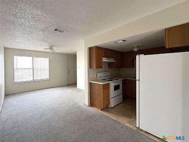 1307 Monroe Loop D
