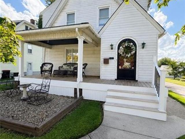 1307 N Mercer St, New Castle, PA 16105