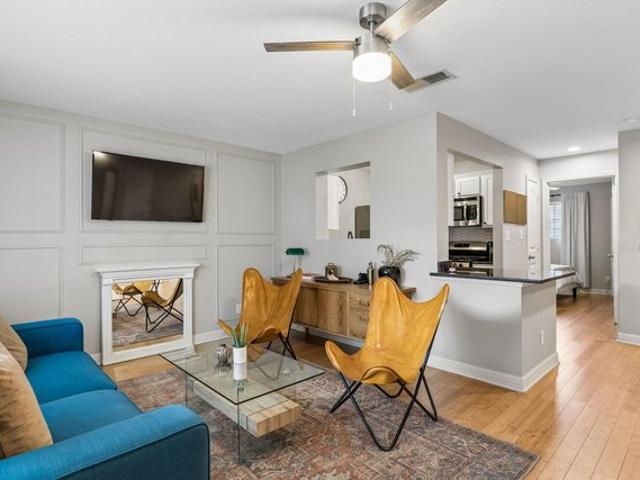 1307 Norwalk Ln Apt 203, Austin, TX 78703