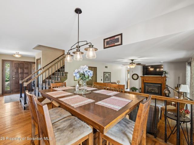 1307 Oakmont Road