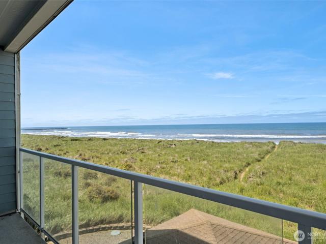 1307 Ocean Shores Boulevard SW # 33