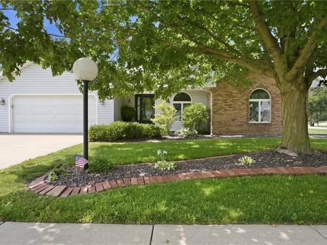 1307 Audrey Ln, Charleston, IL 61920