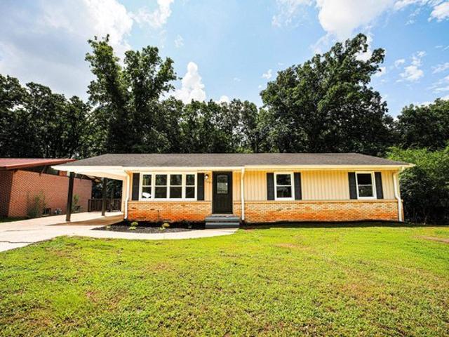 1307 Cypress Mill Rd, Florence, AL 35630