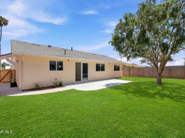 1307 Clay Avenue