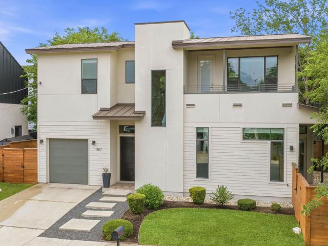 1307 Clifford Ave