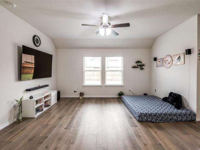 1307 Colonial Bluff Lane
