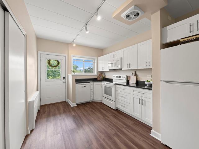 1307 College Avenue # 207