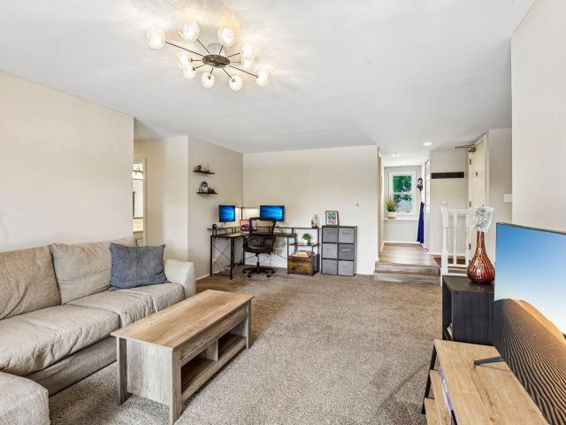 1307 Cromwell Court # 1307