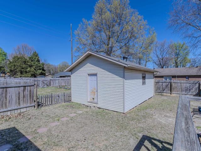 1307 Daniel Drive