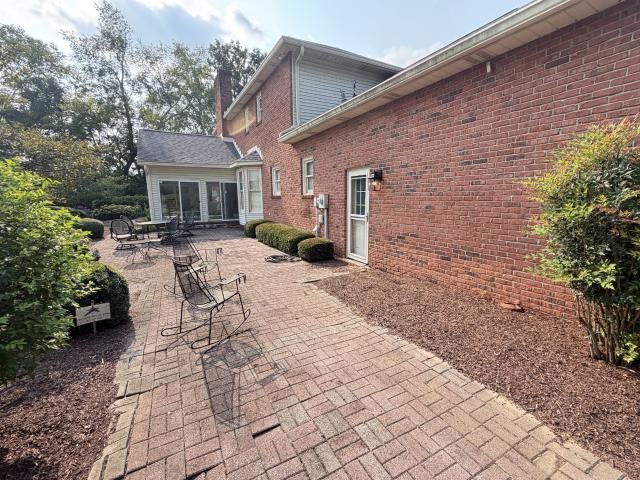 1307 Long Hollow Pike