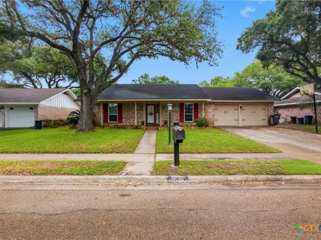 1307 Plantation Road