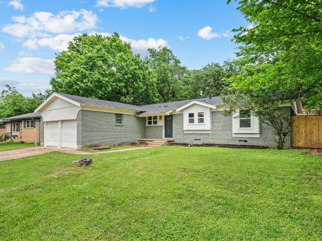1307 Ravenwood Drive