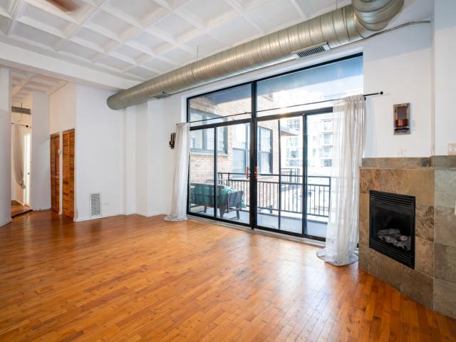 1307 S Wabash Avenue # 406