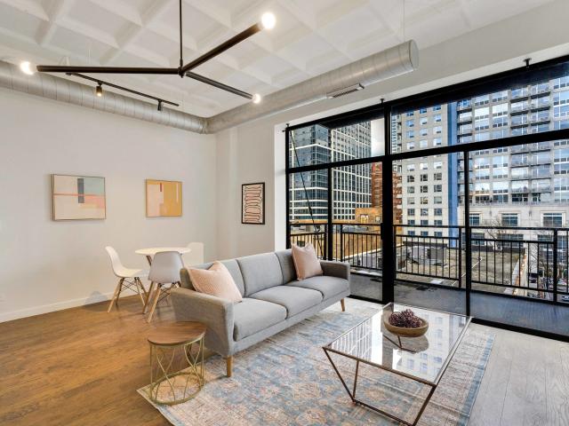 1307 S WABASH Avenue # 504