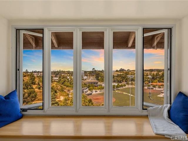 1307 Shadow Ln Unit I, Fullerton, CA 92831