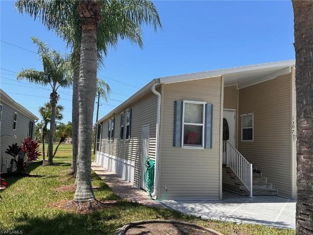 1307 Silver Lakes Blvd, Naples, FL 34114 | MLS #225053 | Compass