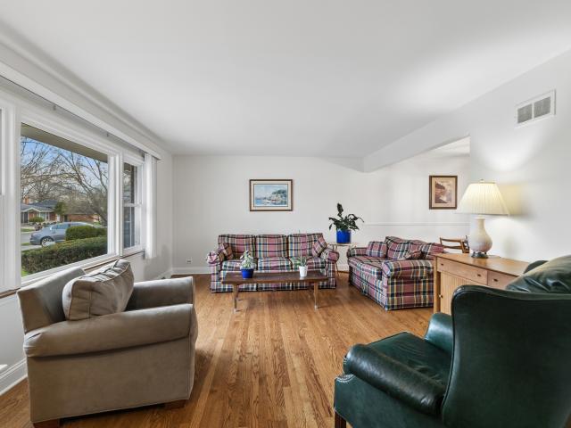 1307 Thomas St, Homewood, IL 60430 | Compass